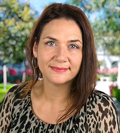 Biography - Loryn Johnson - University of San Diego