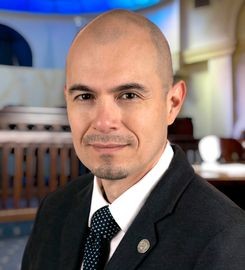 Mike Chavez - School of Law - University of San Diego