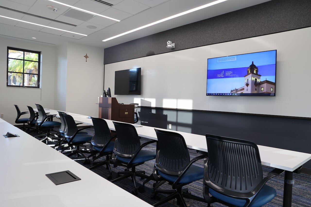Knauss Center for Business Education Teaching Spaces - Information ...
